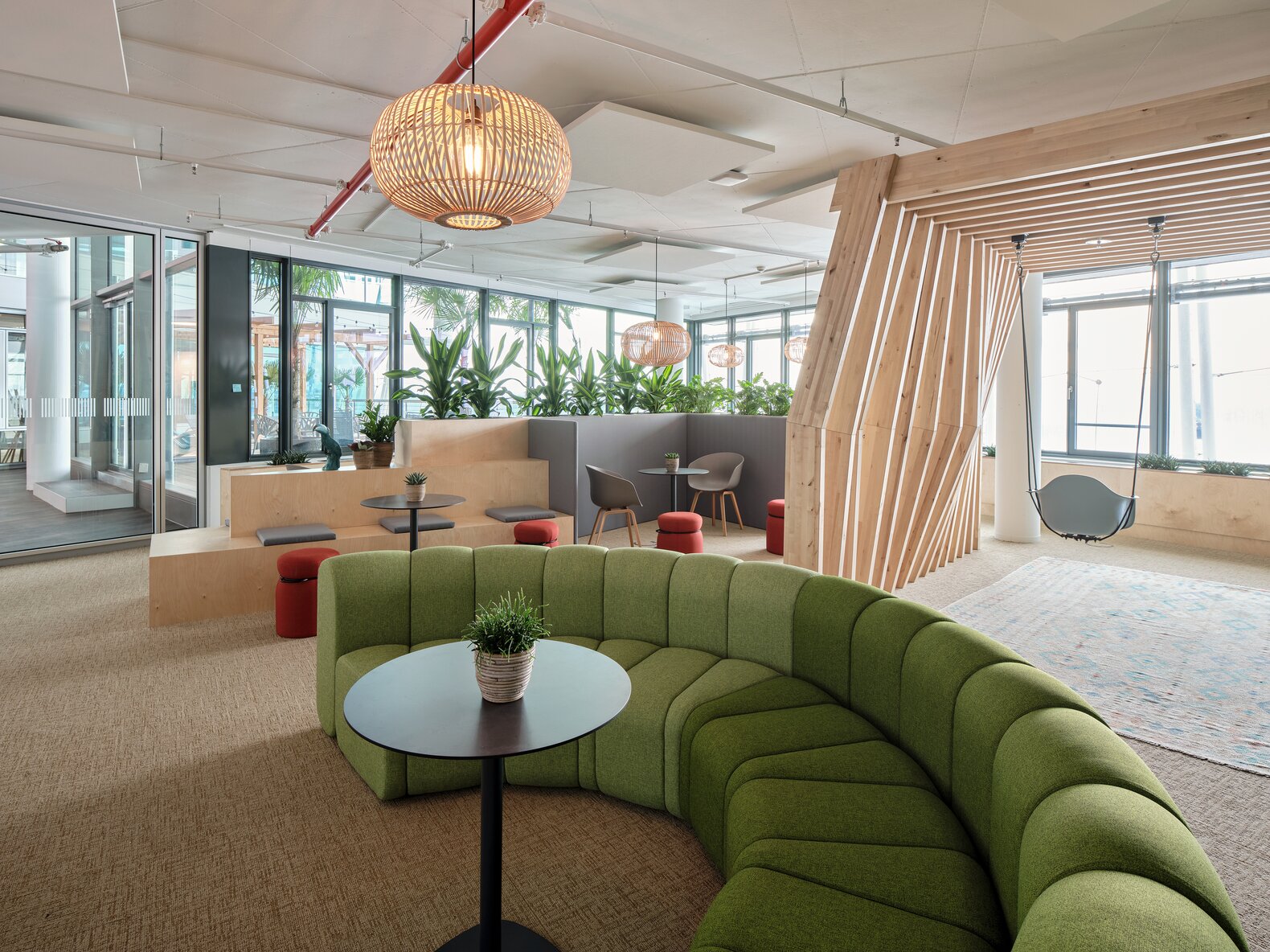 Daten und Fakten | New Work SE | New Work SE